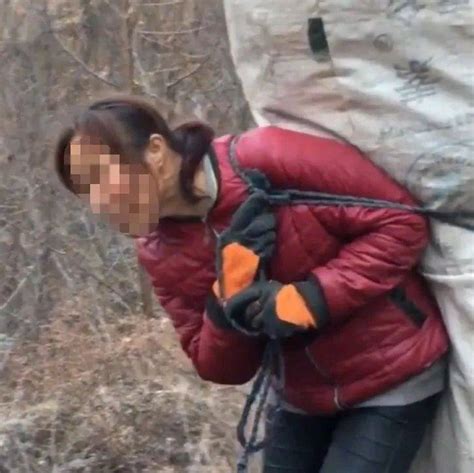 俗语：“穷不走亲，富不还乡”，老辈人留下来的东西，道尽了人性老话一个人因为