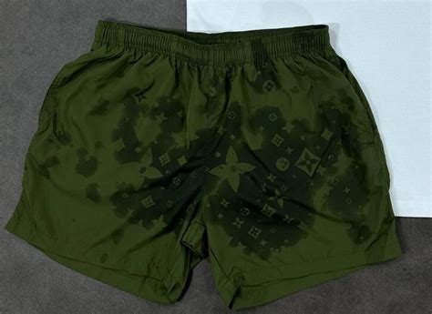 lv class shorts green drip world