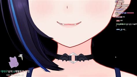 릴파님들 목걸이 쵸커도 박쥐로 바꿨어요 치지직 에펨코리아