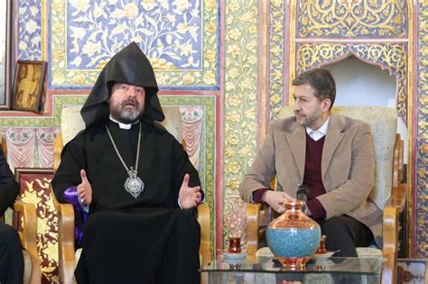 همدلی پیروان ادیان الهی از زمان انقلاب تاکنون ادامه یافته است ایسنا