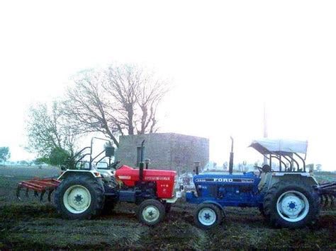 Tractor Desi Comments