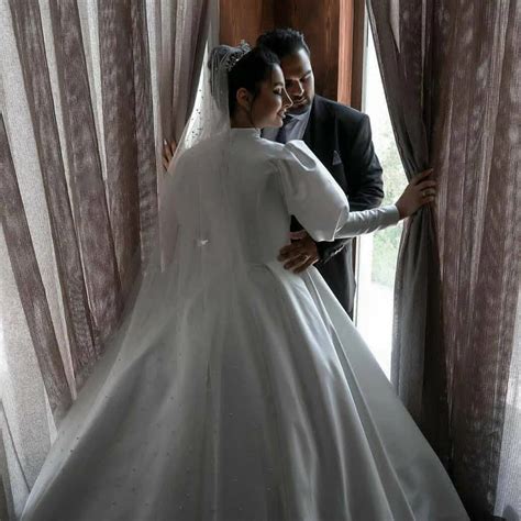 Eightree Princess Wedding Dresses Simple High Neck Bridal Dress Long