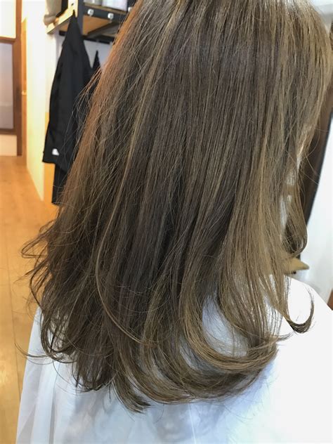 ブリーチでいれたハイライトのその後・・・ 北千住の美容室・ヘアサロン Pejite