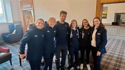 Una Joven Eslovaca Forma Parte De La Selección Francesa Nacional