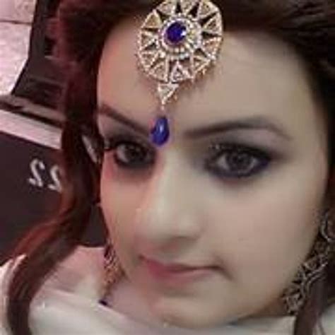 Stream Hina Zubair Music Listen To Songs Albums Playlists For Free