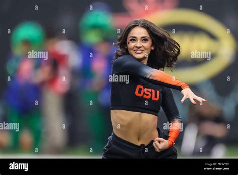 Oregon Cheerleader Oops