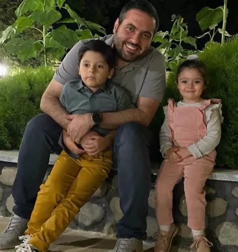 بیوگرافی کامل مصطفی کیایی و عکس های دیدنی فرزندان و همسرش