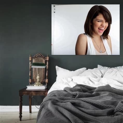 Selena Gomez Bedroom Decor