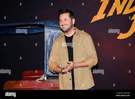 Maxime Gueny participe à la première Indiana Jones et le cadran du destin au Grand Rex sur
