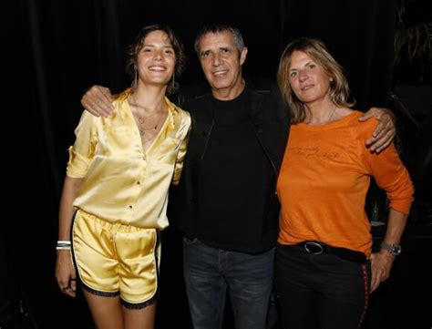 Photo Exclusif Vanille Clerc Et Ses Parents Julien Clerc Et