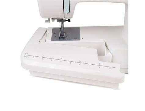 Электромеханическая швейная машина Janome 7519 по цене 12 943 руб. в ...