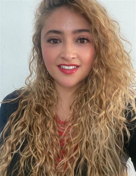 Modelo Webcam Ambarblondie Chat And Show De Sexo En Vivo Stripchat