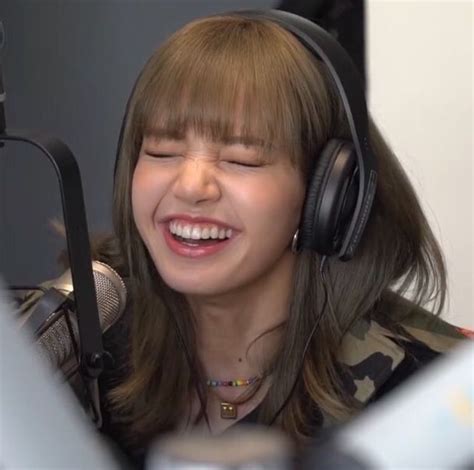 افتار ليسا 😋😋 Blackpink Lisa Lalisa Manoban Kpop Girls