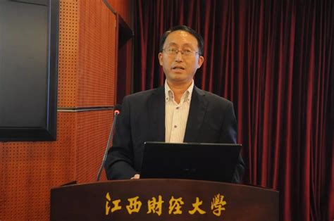 中心研究员黄忠廉教授和王华树博士受邀参加第十八届全国科技翻译研讨会 广东外语外贸大学翻译学研究中心