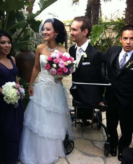 Парень без рук и ног Ник Вуйчич женился на красивой девушке Эксклюзив