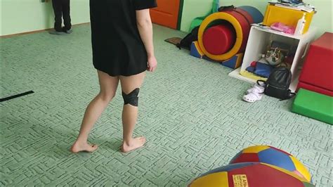 Тейпування динамічними тейпами з метою профілактики рекурвація ...