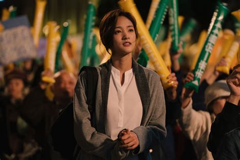 《人選之人─造浪者》謝盈萱首度拚選戰！王淨「登大人」詮釋幕僚