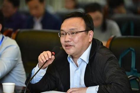 “教育信息化引领教育现代化”高峰论坛在校举行 华中师范大学教育学院