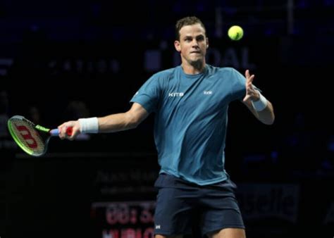 I M Sick Of This F G Sport Vasek Pospisil Has A Violent Meltdown Starts Shouting At His