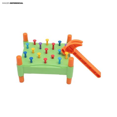 Ripley TABLERO MONTESSORI DE CLAVIJAS CON MARTILLO