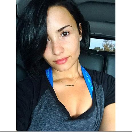 Baring It All Demi Lovato Poses Nude For Vanity Fair Photos And Video