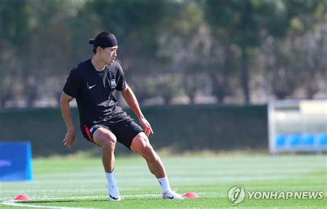 공식 훈련하는 조규성 연합뉴스