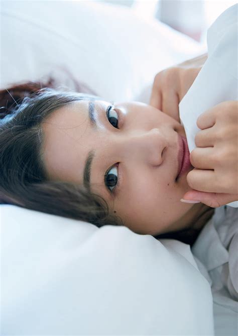 【足立梨花】グラビアエロ画像まとめ