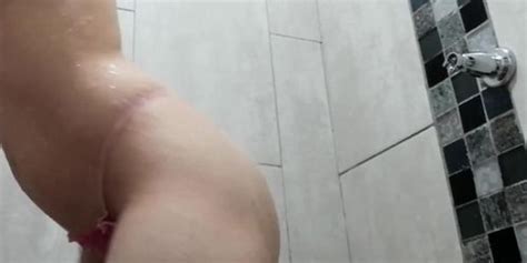 Twerk In Shower Tnaflix Com