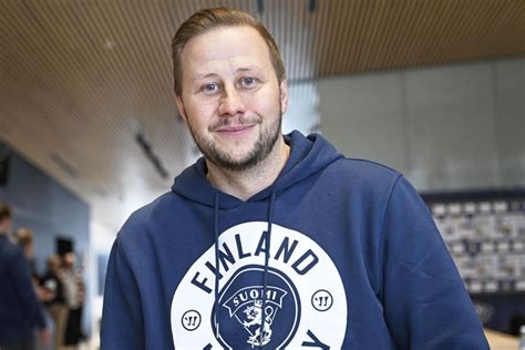 Suomen Jääkiekkoliitto Finlands Ishockeyförbund Finnish Ice Hockey