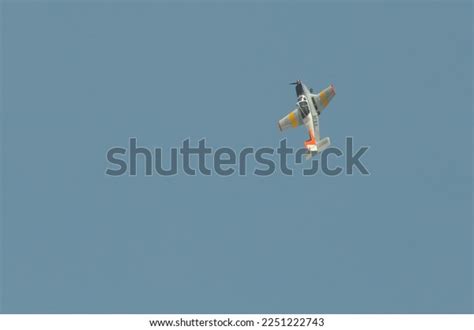 ภาพถ่ายและรูปภาพสต็อกปลอดค่าลิขสิทธิ์เกี่ยวกับ Ct 4e จำนวน 16 รายการ