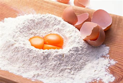「料理百科」高筋、中筋、低筋麵粉的區別及用途 每日頭條