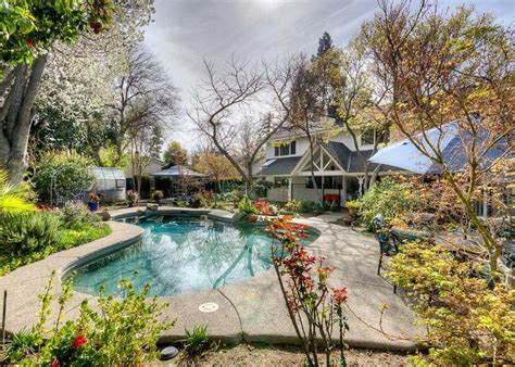 2752 W Dovewood Ln Fresno Ca 93711 Redfin