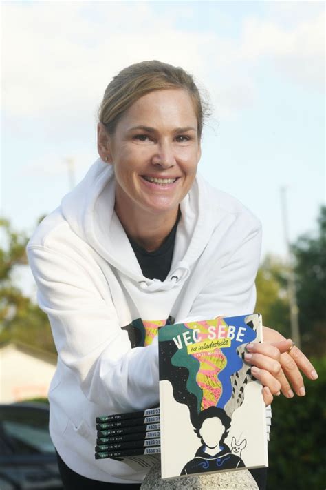 🤗se Vidimo Jutri 3 Oktobra Ob 18h V Knjižnici Srečka Kosovela V Sežani Na Debati Pot K