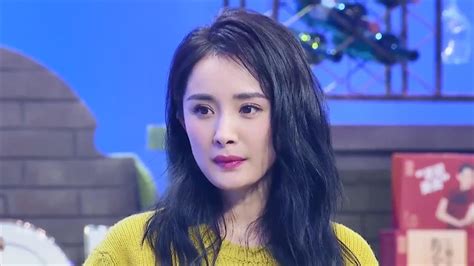 小s节目现场问杨幂你会不会当众放屁跟缺点？杨幂的回答绝了！ Youtube