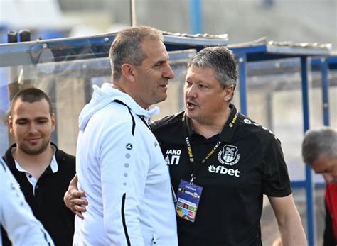 Спартак Вн вече може да мисли за спасение обърна Хебър Снимки