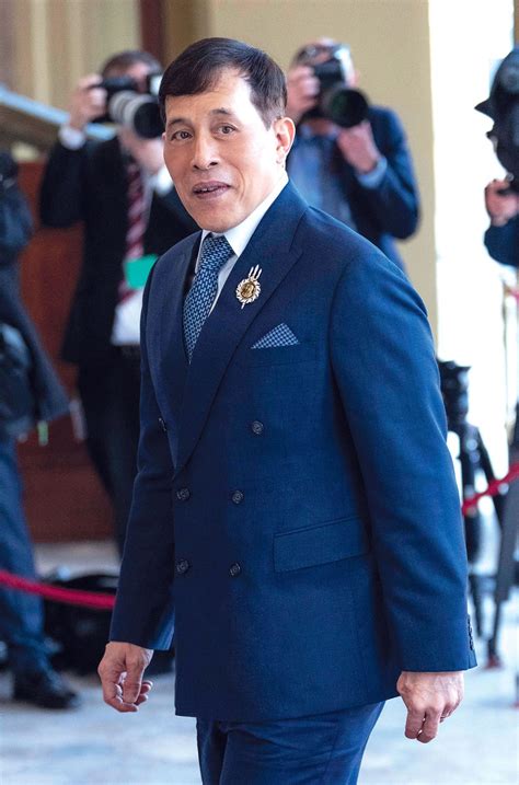 ในพระราชสำนัก ในหลวง พระราชินี เสด็จฯ ทรงร่วมงานพระราชทานเลี้ยงรับรองตามคำทูลเชิญของ สมเด็จพระ