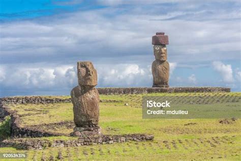 Ahu Tahai Rapa 누이 고대의에 대한 스톡 사진 및 기타 이미지 고대의 구름 국제 관광명소 Istock