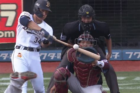 打率379で三振わずか16 オリ吉田正が放った衝撃弾にファン驚愕「あれで入るんか」 Full Count