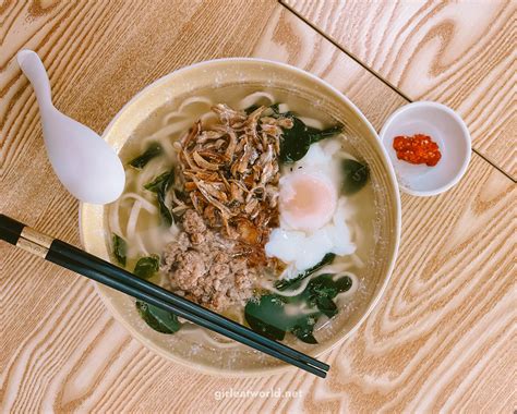 A Locals Singapore Food Guide What To Eat In Singapore — Girl Eat World