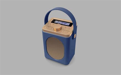 The Best Radio For The Elderly: Stay Tuned For Easy Listening