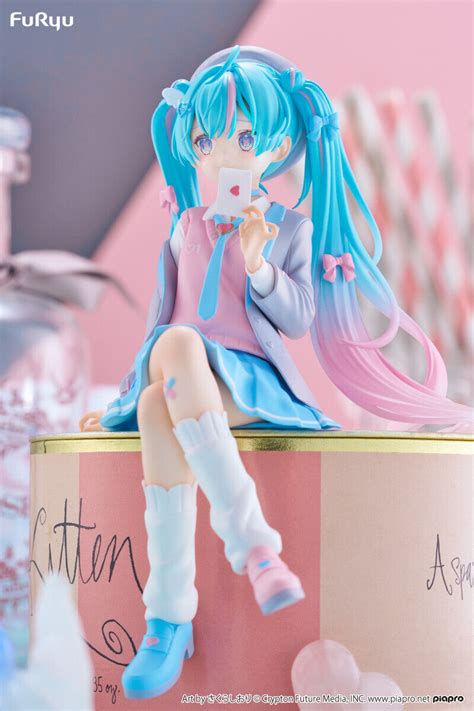 Piapro Characters Hatsune Miku Noodle Stopper Figure Koisuru Bla