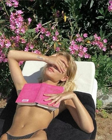 Tanning Aesthetic Summer Vibes Photography Poses Summer Photos