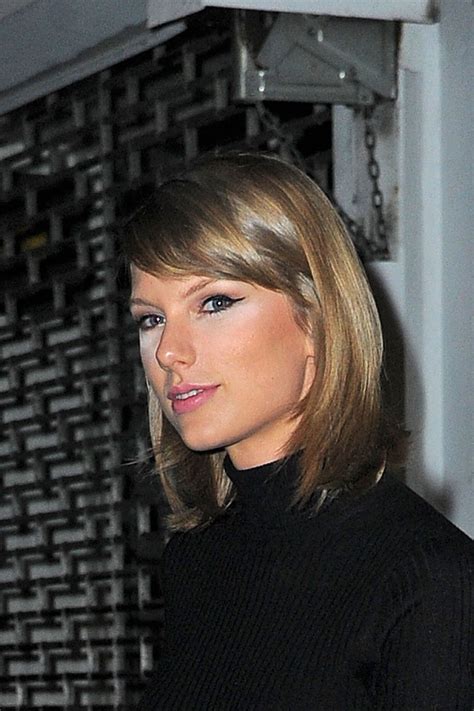 Photographic Evidence That Even Taylor Swift Makes Beauty Mistakes
