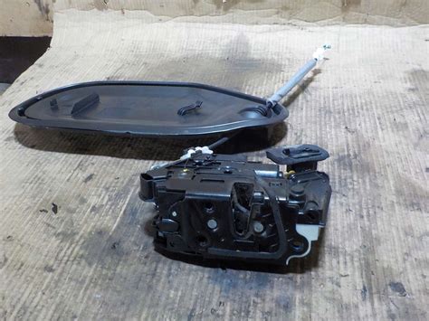 Skoda Fabia III Zamek Prawe Tylne Drzwi Shrot Pl