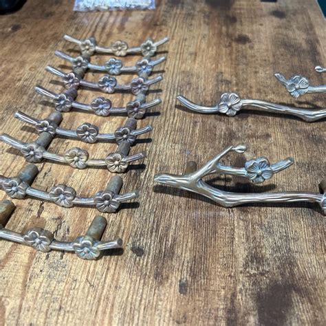 Brass Flower Branch Knobs Pulls Solid Brass Drawer Pulls Custom Engraved Wardrobe Knob Cabinet