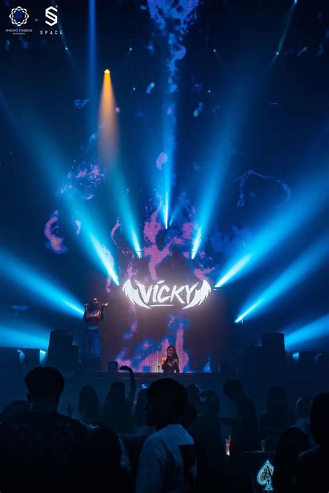 Review 双倍快乐，高能警告，dj Vicky And Summer K制燥超感现场 深圳斯贝斯酒吧深圳space酒吧深圳space Club