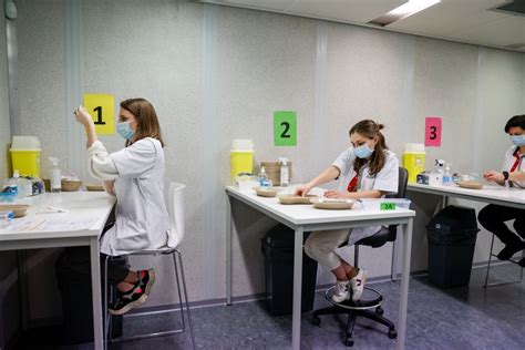85 Plussers Krijgen Uitnodiging Voor Vaccinatie Hoe Ziet Die Eruit En