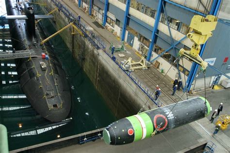 Le Triomphant Class Ssbn Le Triomphant S 616 Loading M 51 Slbm