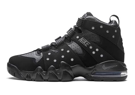 Le Retour De La Nike Air Max Cb 94 Triple Black Confirmé Le Site De