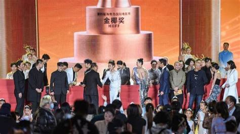 Олон улсын кино наадам өндөрлөв